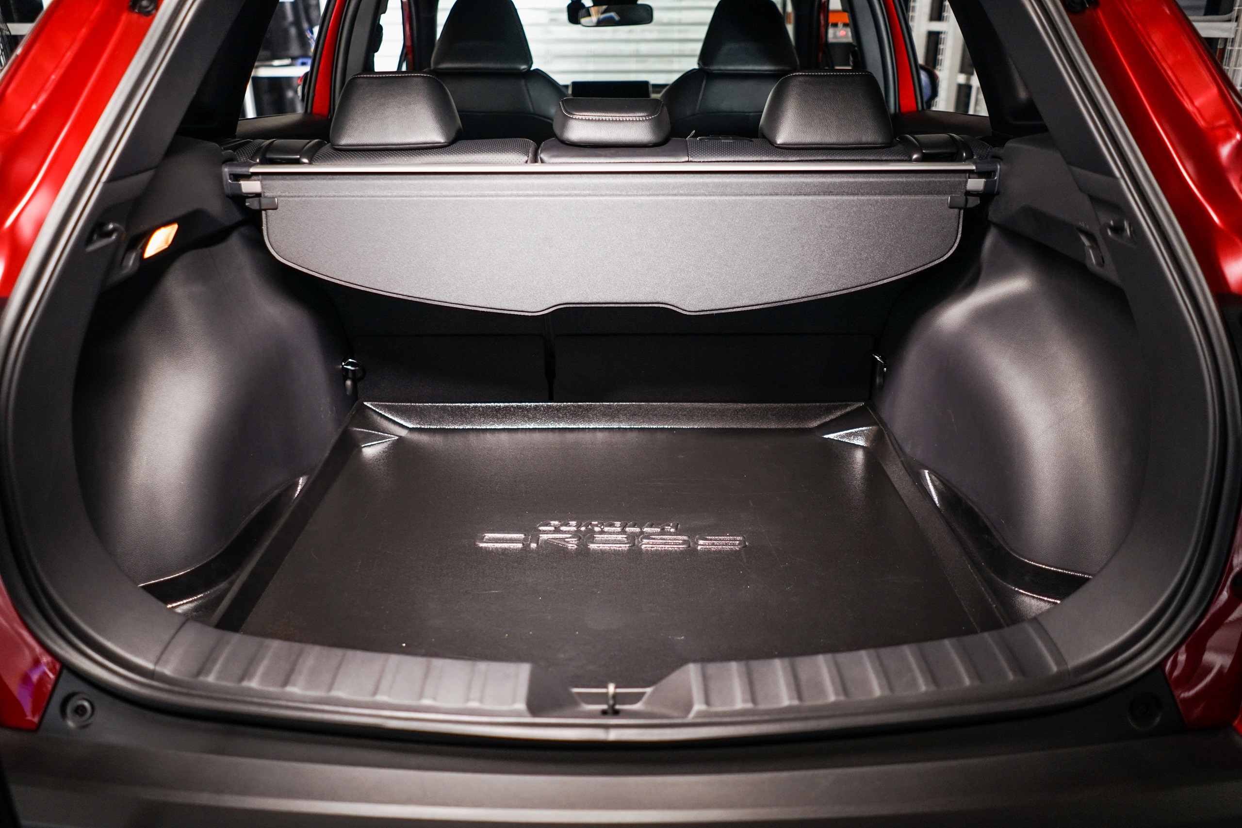 2022 Toyota Corolla Cross [MY-spec] - Trunk Wallpapers #24 - MotorTread