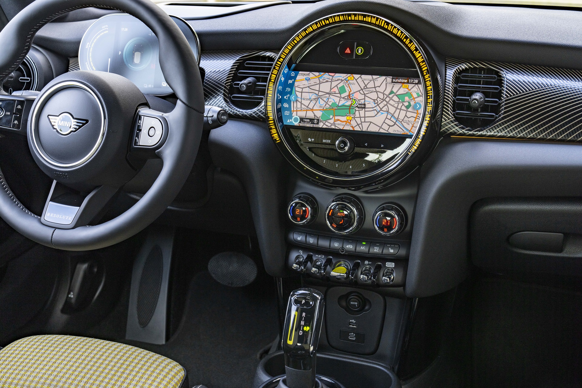 2022 Mini Cooper SE Resolute Edition - Interior Wallpapers #93 - MotorTread