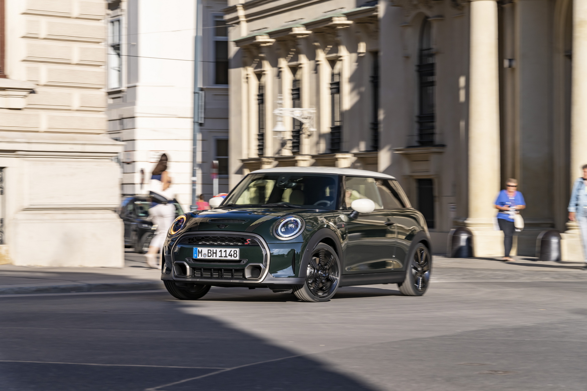 2023 Mini Cooper S Resolute Edition - Front Wallpapers #26 - MotorTread